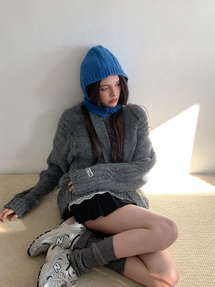 UE Gray V-neck Lace Twisted Knitwear Top with Detachable Scarf : 유스키트 ...