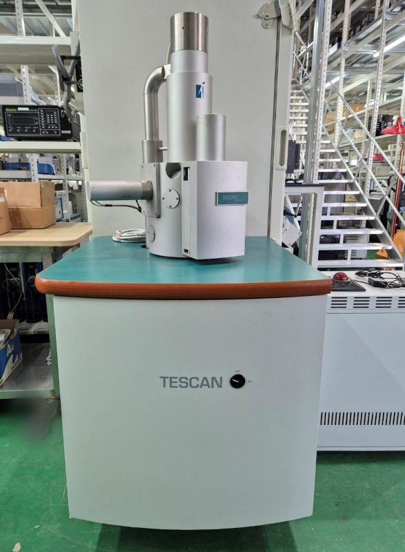TESCAN VEGA II LMU 주사전자현미경 SEM : 엠아이티솔루션