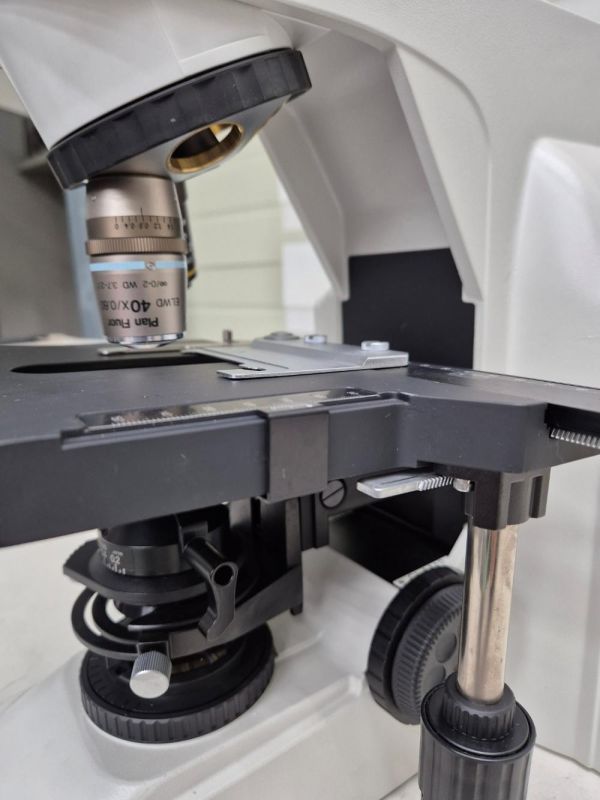 Nikon ECLIPSE E400 Microscope 니콘 현미경 : 엠아이티솔루션