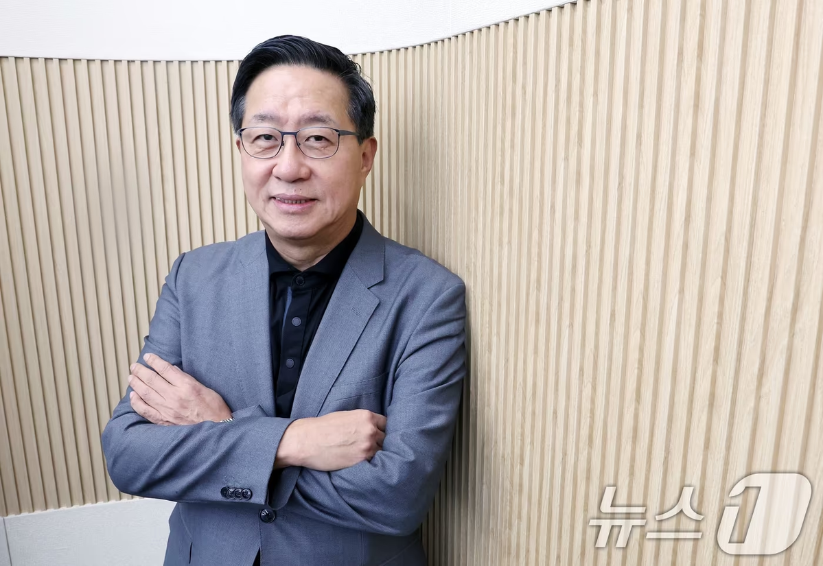 [혁신이 죽었다]전하진 SDX재단 이사장 인터뷰 벤처 1세대가 바라본 혁신 흐름…"다음은 기후테크" : SDX Foundation