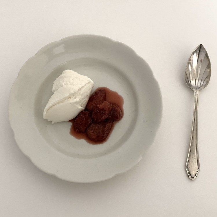 silver plated scalloped grapefruit spoons : cosetti