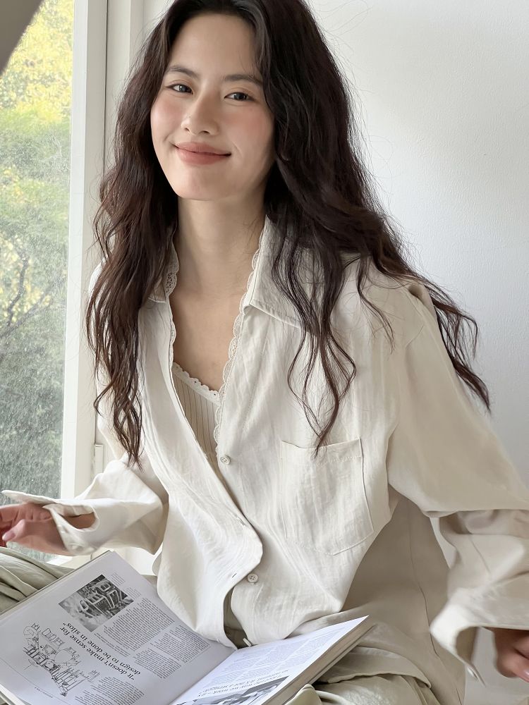 Beige Frill Lace Shirt : 네버씬비포(neverseenbefore)