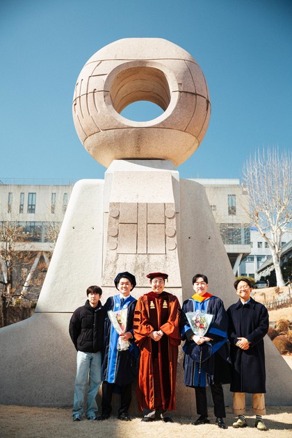 Congratulations on the ICM members’ graduation : News