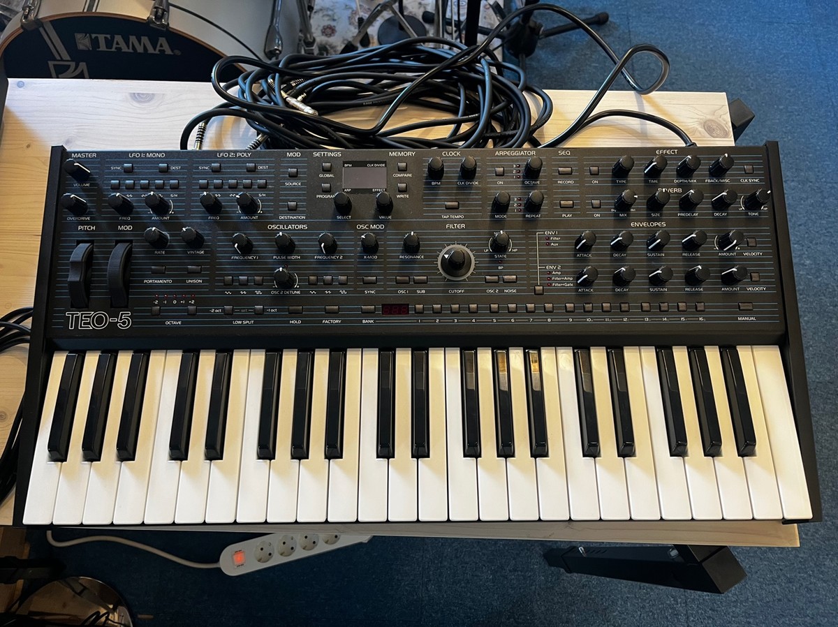 [판매] 오버하임 teo-5 가격 내립니다 ㅠ 네고 가능 : 옥토모 OCTOMO