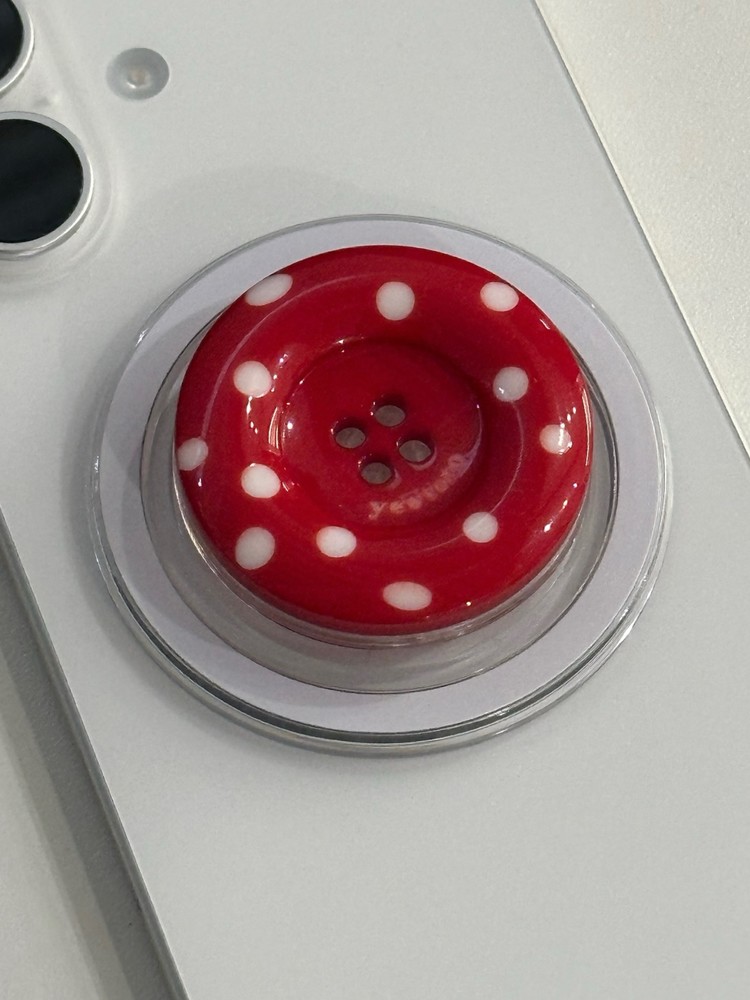 [B grade] Red ugly dot buttontok : yestoto