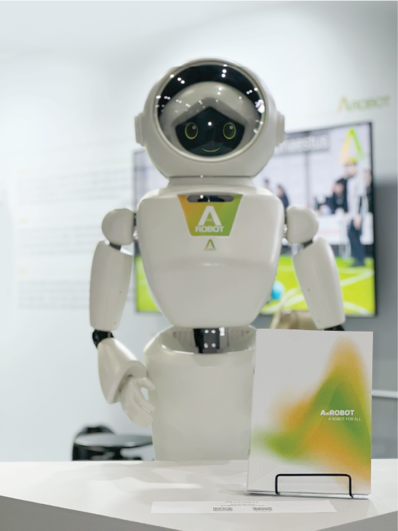 AeiROBOT