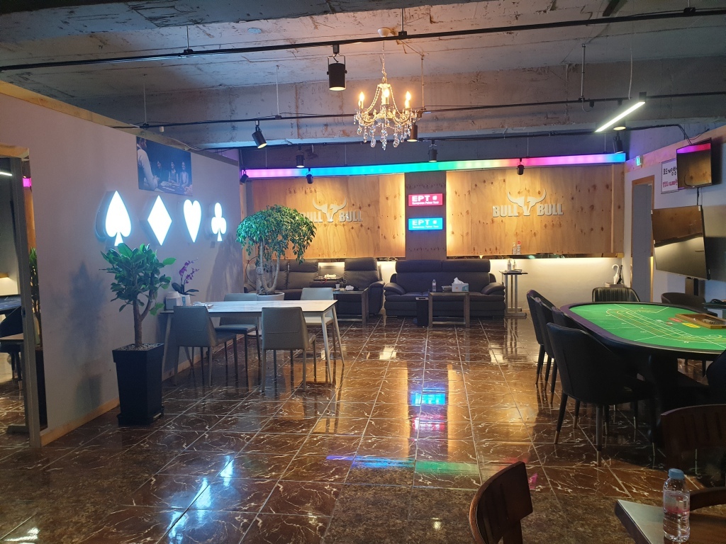 잠실 홀덤바 : 상업 인테리어 시공사례