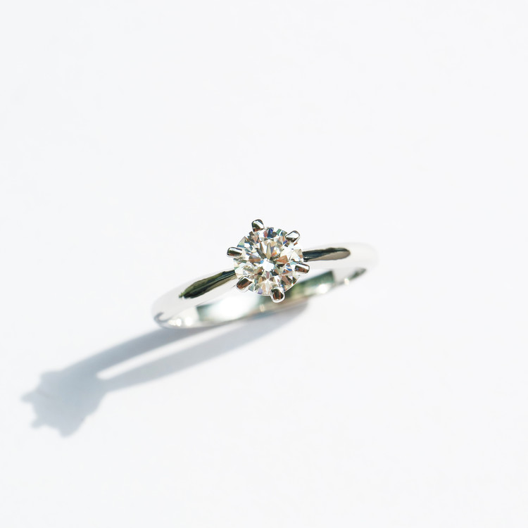 특가 pt950 플래티넘 IGI 0.5ct 5부 6 prong 랩그로운 다이아몬드 솔리테어링 : 아반주얼리