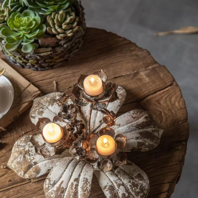 [진열] 라벨르엠 철제 3구 연꽃 촛대 : 라벨르엠 - Labelle M