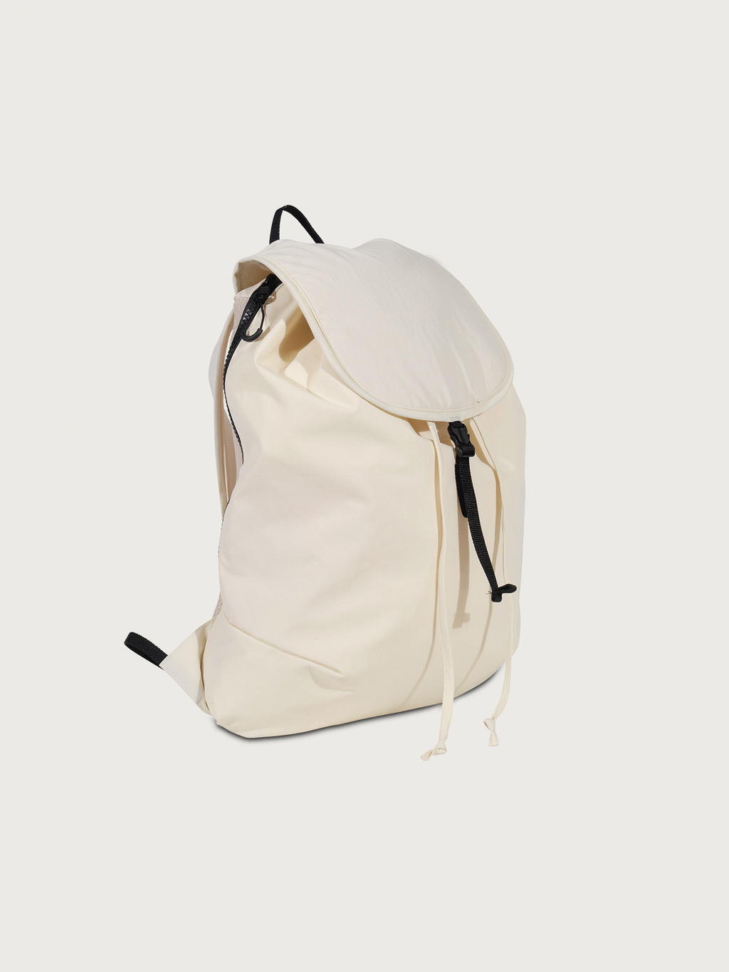 String Rucksack - Cream : oimo 오이모