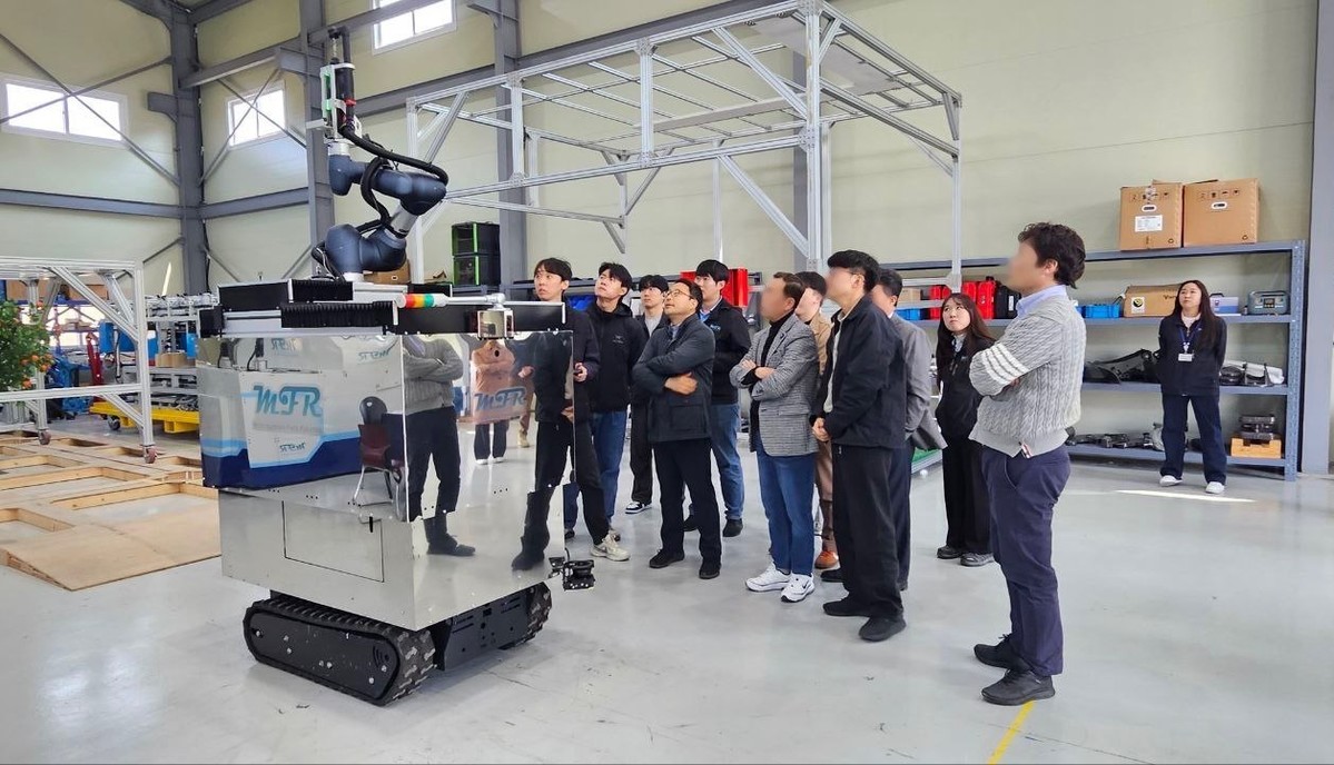 [방문] 포스코 주요 관계자 방문 및 로봇 시연 : MFR [Multi-purpose Field Robotics] 다목적필드로보틱스