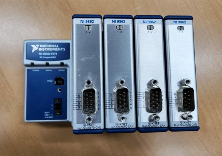 National Instruments NI cDAQ-9174 NI CompactDAQ / NI 9862 : 엠아이티솔루션