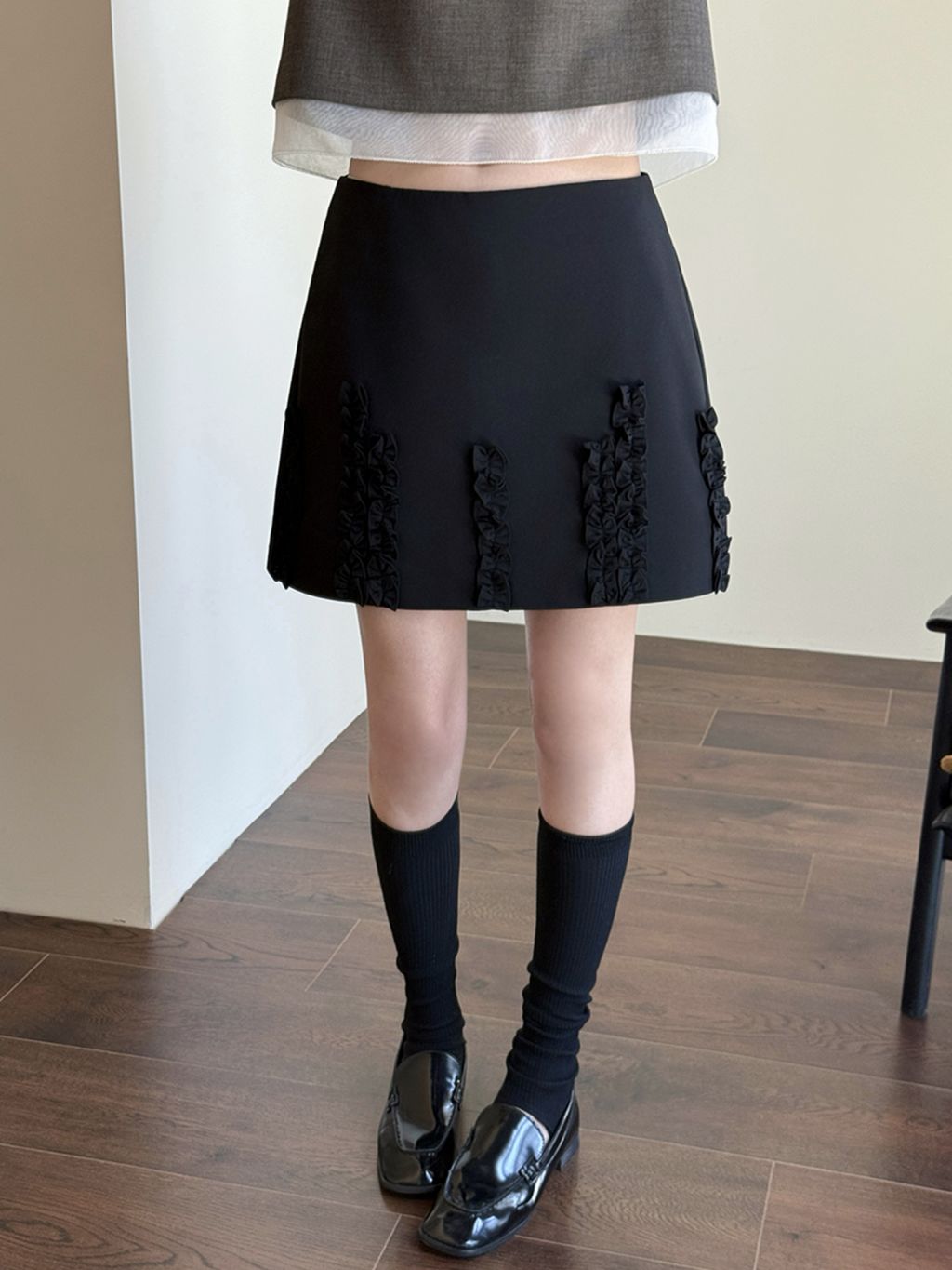 Frill Line Mini Skirt : 소냐도르(soñador)