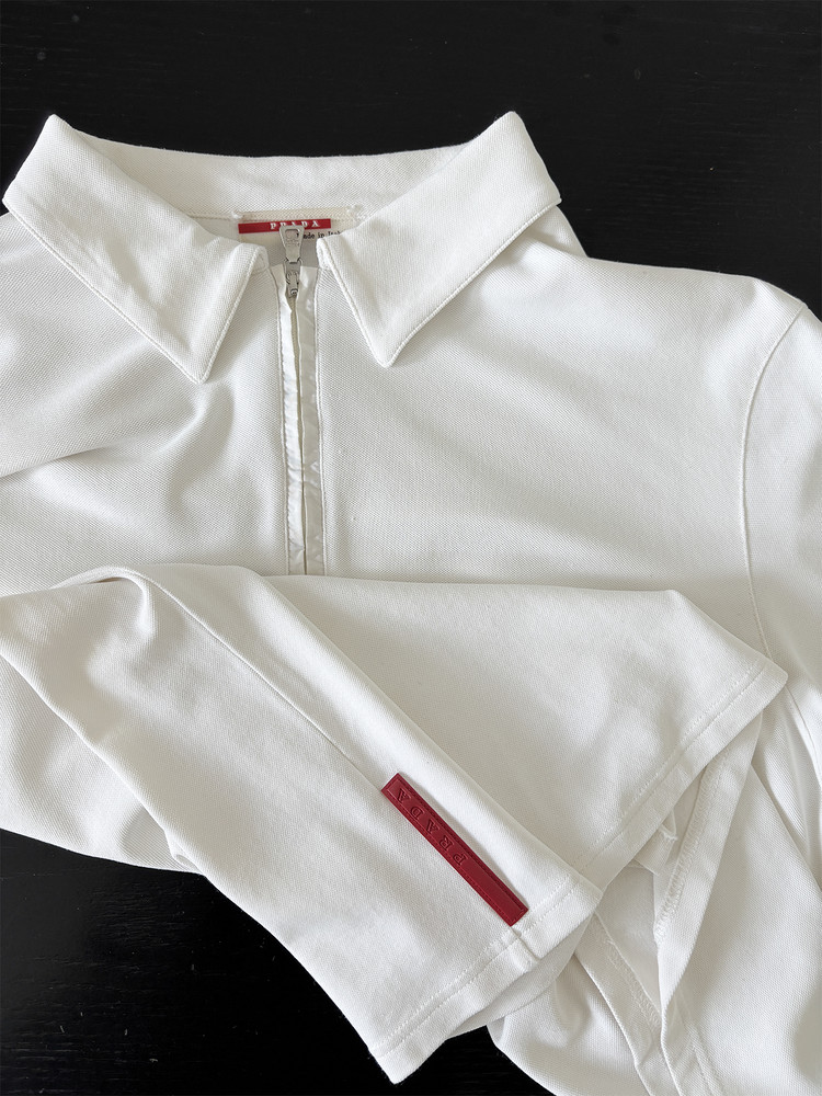 PRADA SPORT REDTAP PK COLLAR TOP : oaens