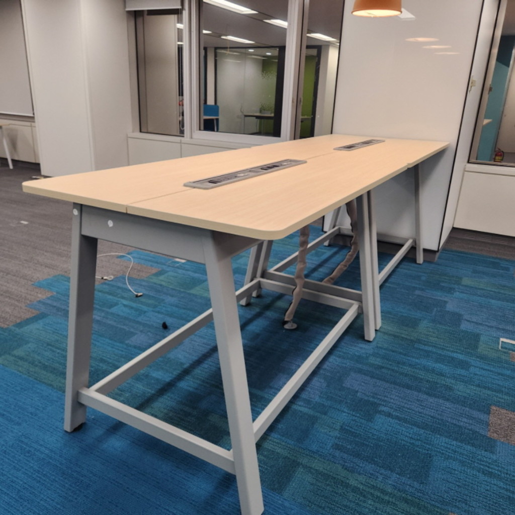 Steelcase[스틸케이스] - High Table(W 1600) : ETQ