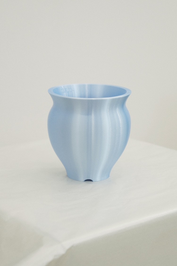 pot 130 - pearl blue : Q.E.D.
