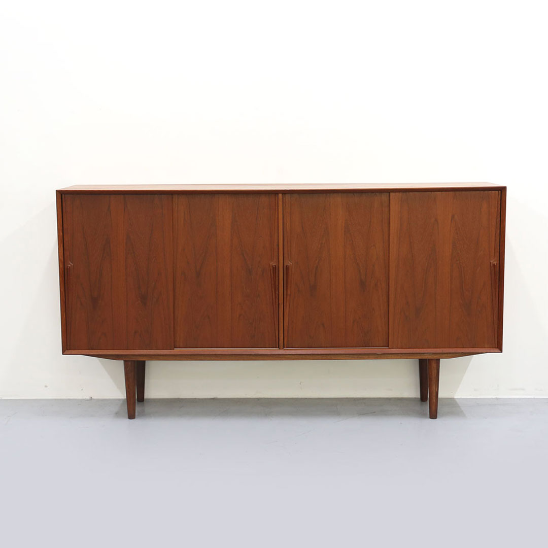 Model 19 Highboard - Gunni Omann : willyhouse 윌리하우스
