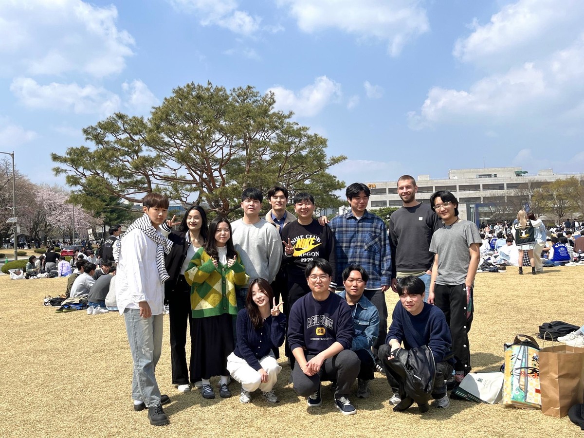 2024 04 딸기파티 Daim