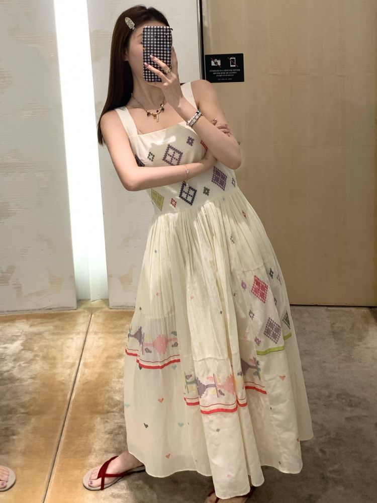 RZZ Tencel cotton stitch embroidery dress : 프티베 petitbe