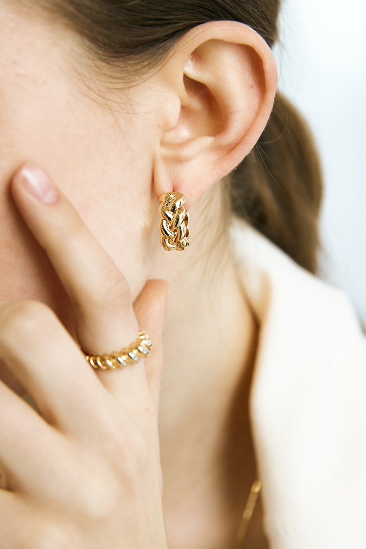 Crown Hoop Earrings - Gold : JUSTLOVER