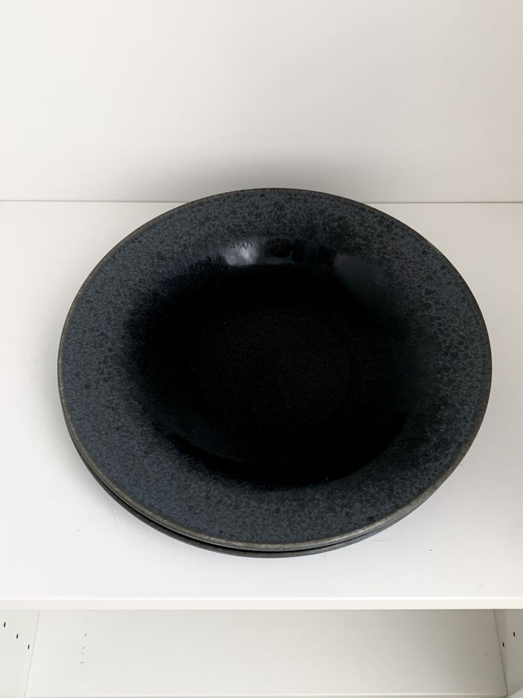 Deep Black Plate : ARTEVO