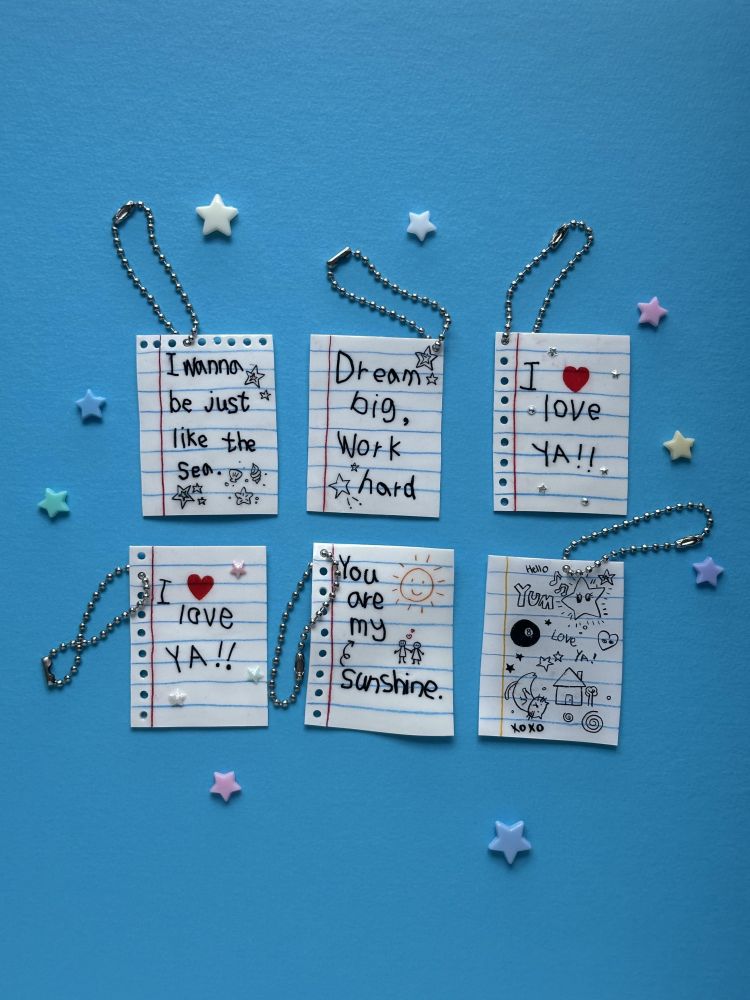 "cute note" keyring : teenlee