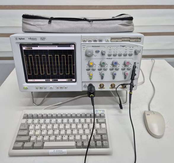 Agilent infiniium 54825A Oscilloscope 500MHz 2GSa/s 오실로스코프 : 엠아이티솔루션