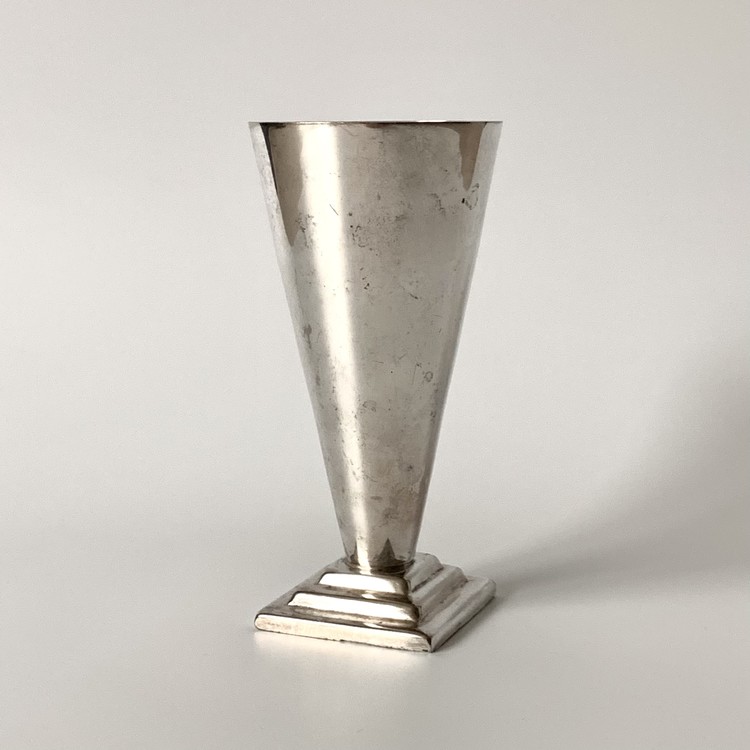vintage silver plated art deco vase : cosetti