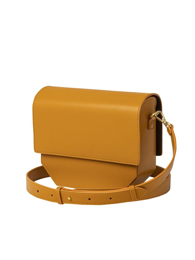 (HIEMS COR) 20 HEXAGON CROSS BAG MUSTARD/DEEP BROWN : wink. - Global ...
