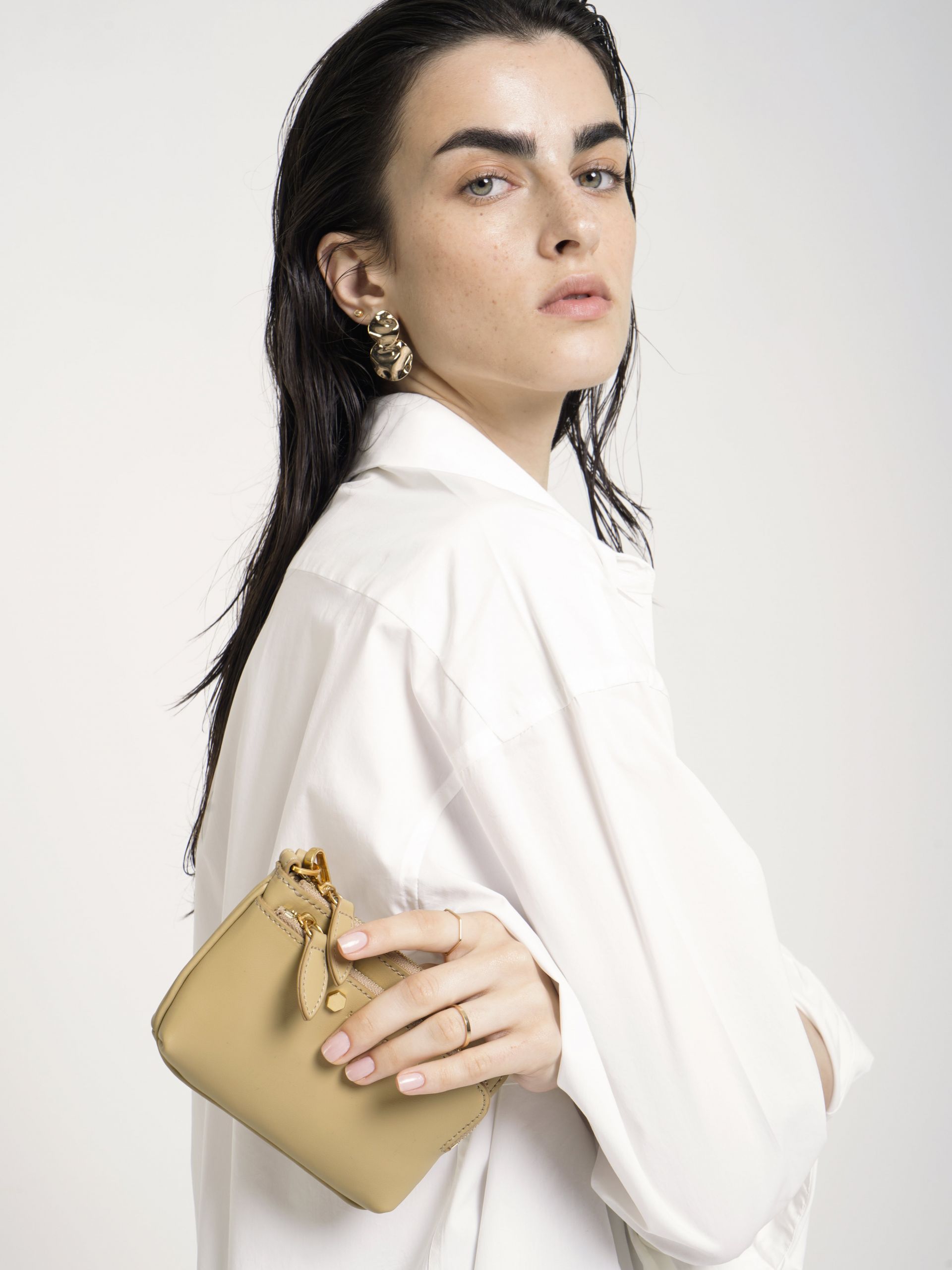 (HIEMS COR) 70 MINI BOLT BAG YELLOW BEIGE : wink. - Global B2B platform ...