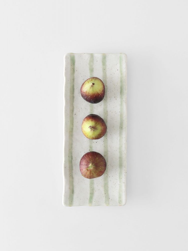 Olive Line Plate (2size) : ARTEVO
