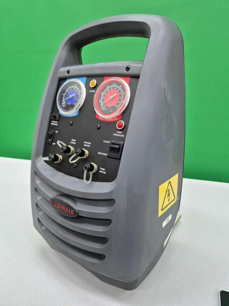 ROBINAIR 25201B Refrigerant Recovery Machine 냉매 회수 장비 : 엠아이티솔루션