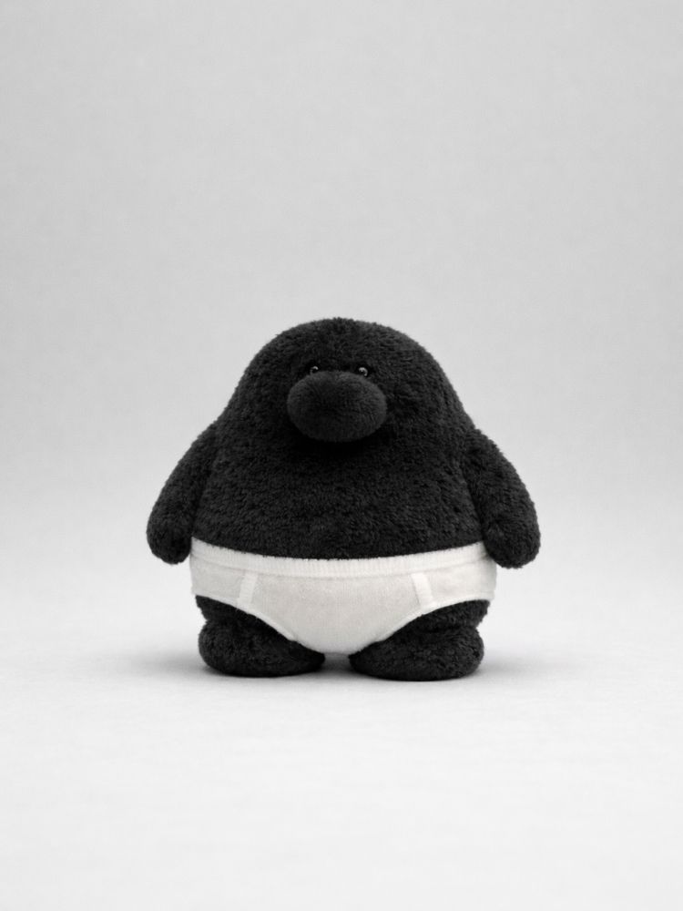 big penguin cumo : cumo
