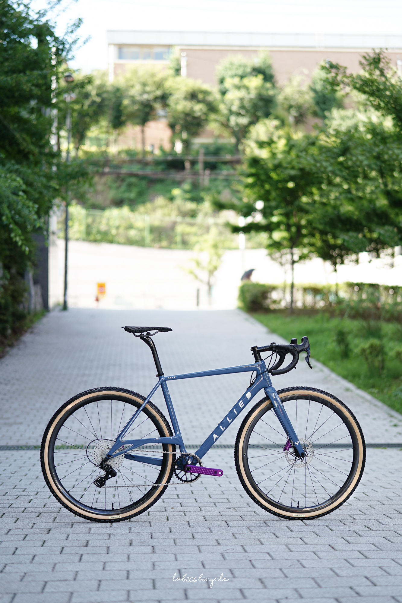 Gallery : Allied Able Blue and Ingrid Crank : LAB'zine