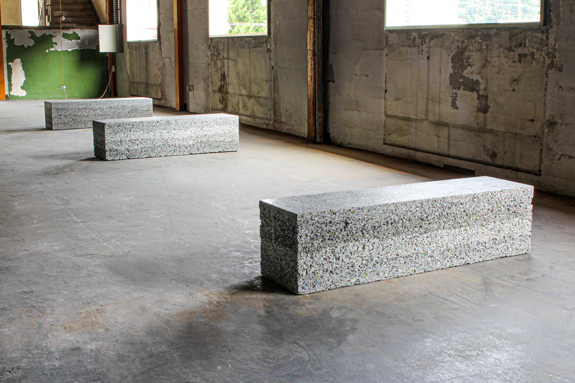 Layered Bench : UHPC 디자인 콘크리트 디크리트