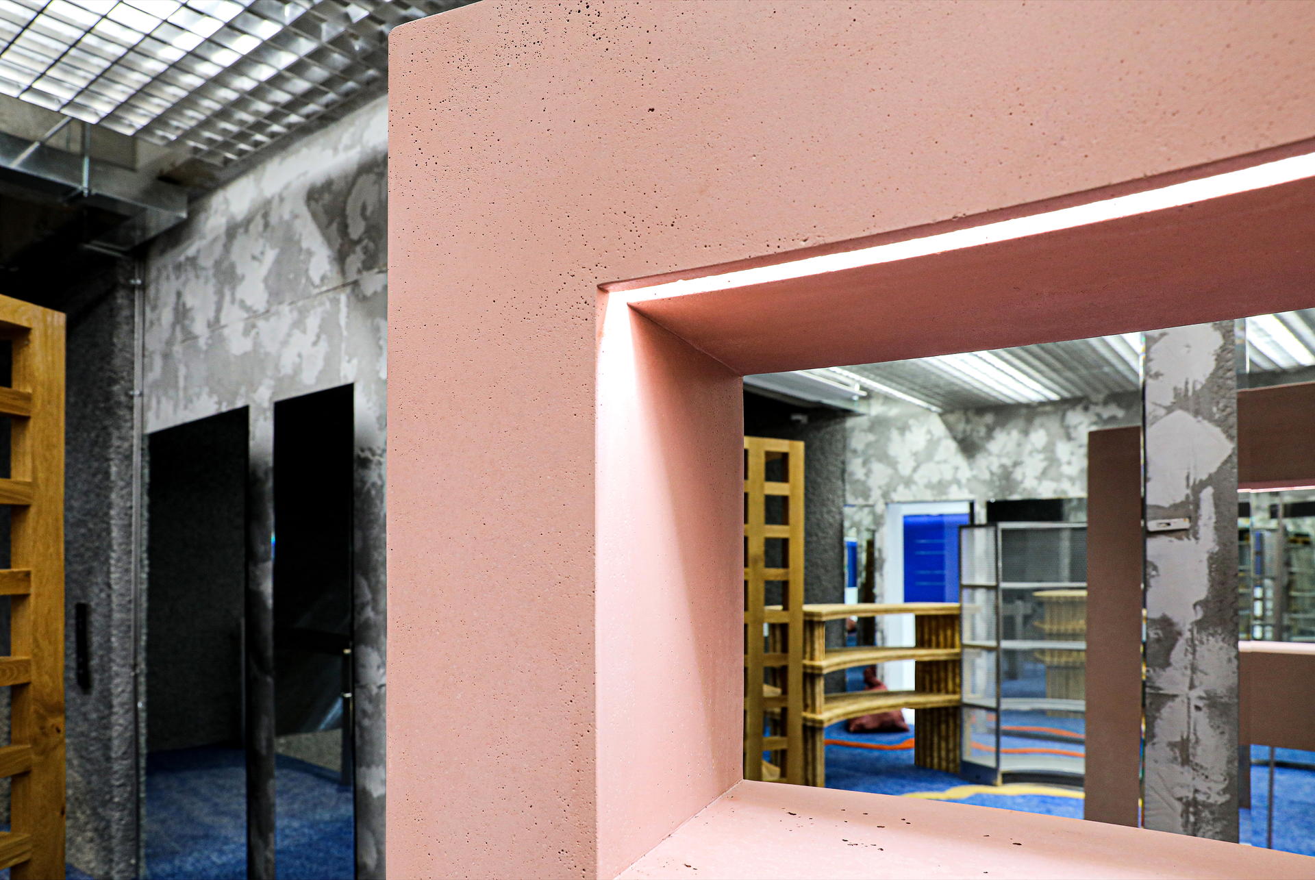 Ader Space 3.0 Flagship Store (Sinsa) 2F Metal Collaboration acc : UHPC ...