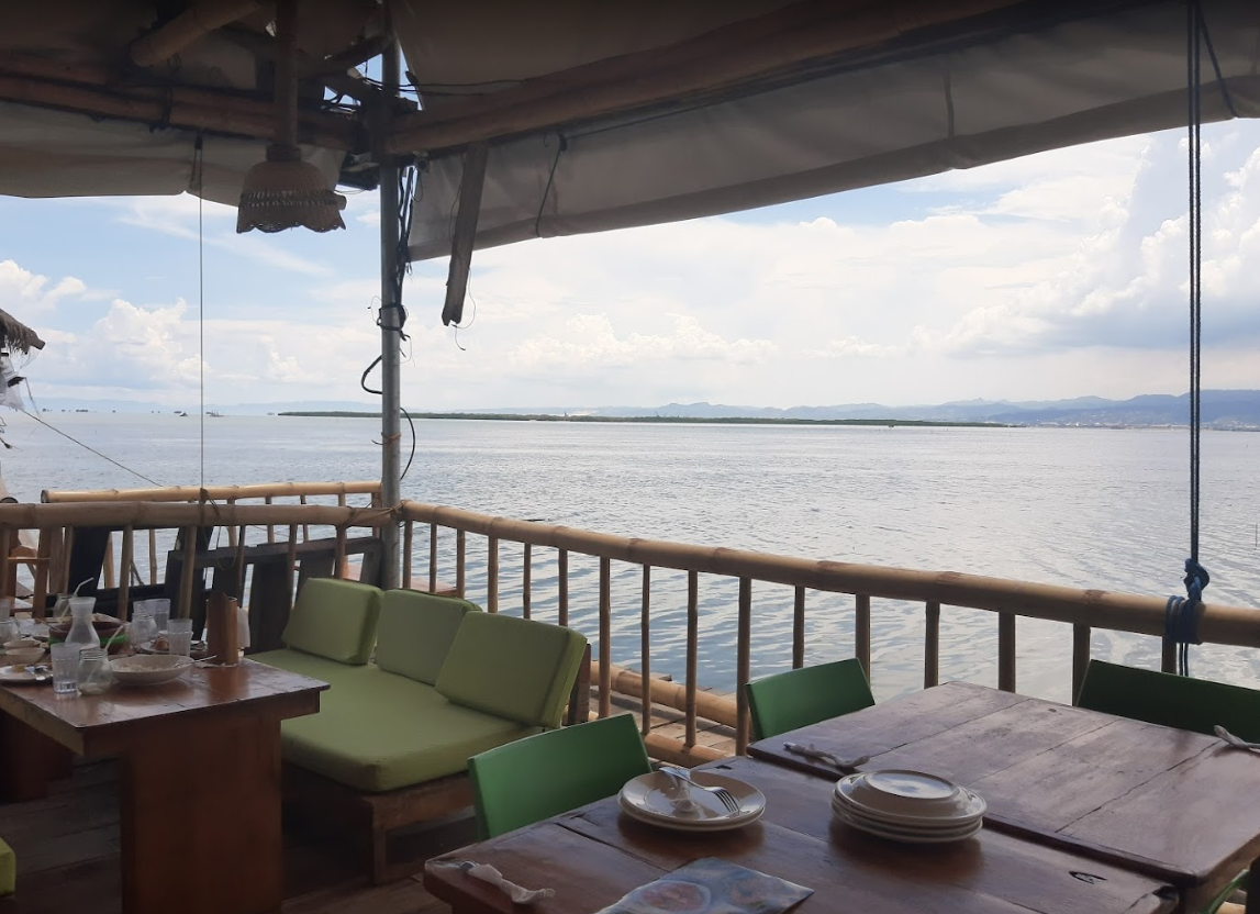 세부 막탄 란타우 수상 플로팅 네이티브 레스토랑+만송이 장미 가든, Cebu Mactan Lantaw Floating ...