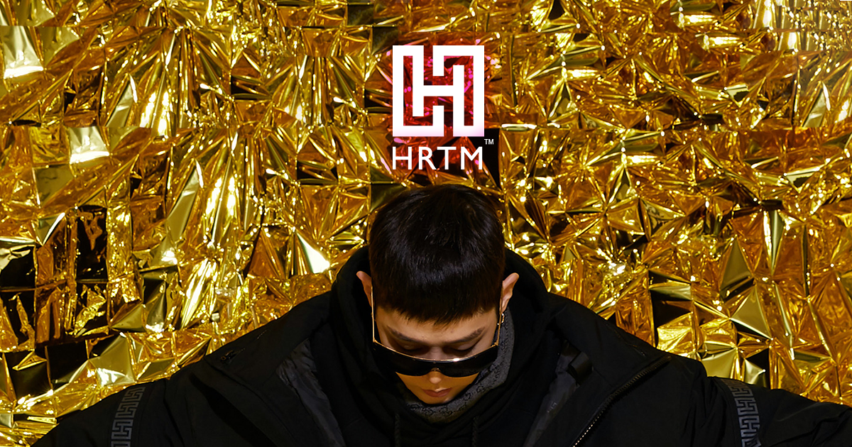 HRTM™ : History Rises. Talk Modern.