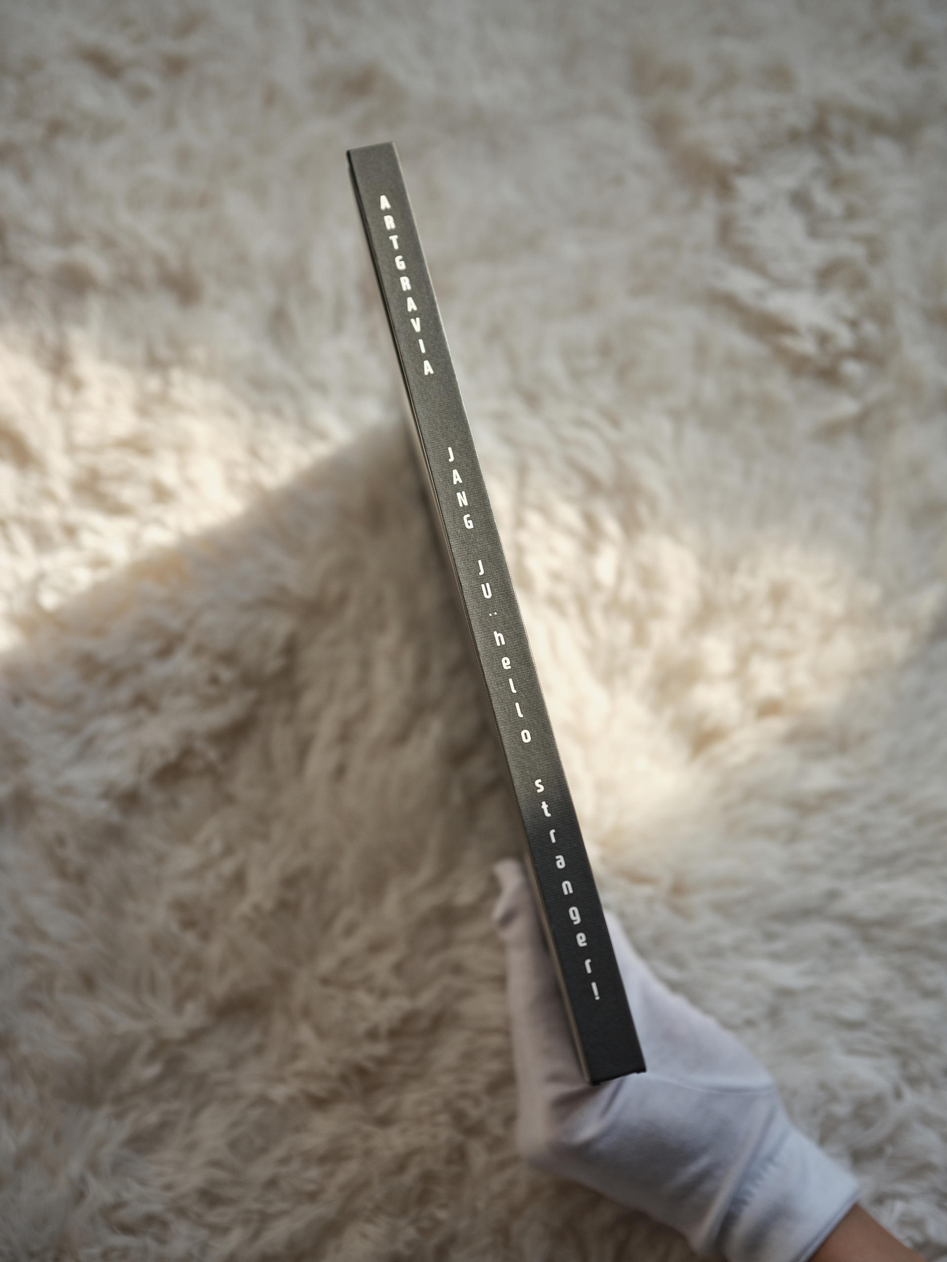 JANG JU - Hello Stranger! - 寫真集 : tw.artgraphy.co.kr