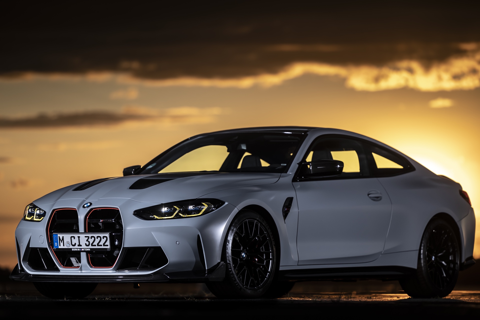 BMW M4 CSL이 몬테레이 자동차 주간에서 미국 시장에 첫 선을 보일 예정입니다. : BMW의 모든 뉴스를 제공합니다