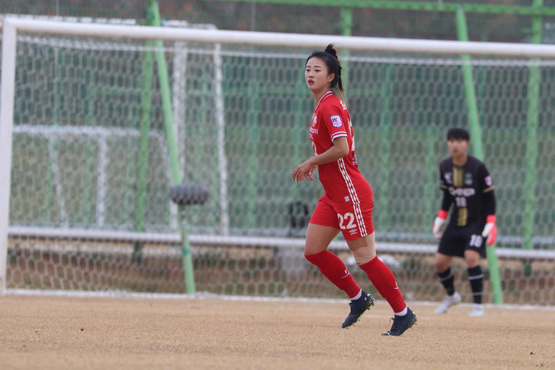 2022_WK리그_플레이오프 챔피언 결정전 1차전_경주한수원 vs 인천현대제철 (경주 황성 3구장)_MVP 경주한수원 김도현 선수 : kwff