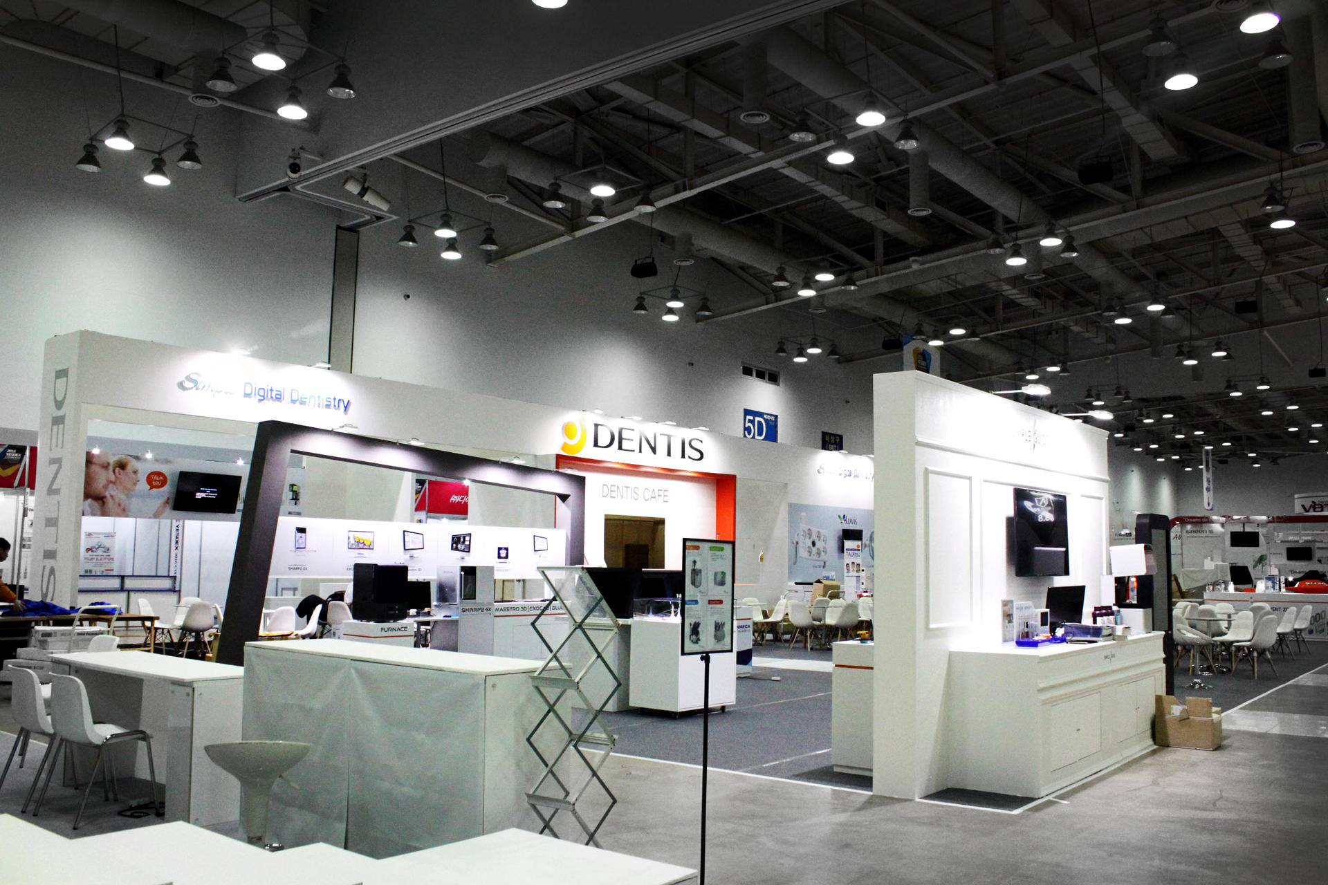 DENTIS · YESDEX 2016 : WOODEN