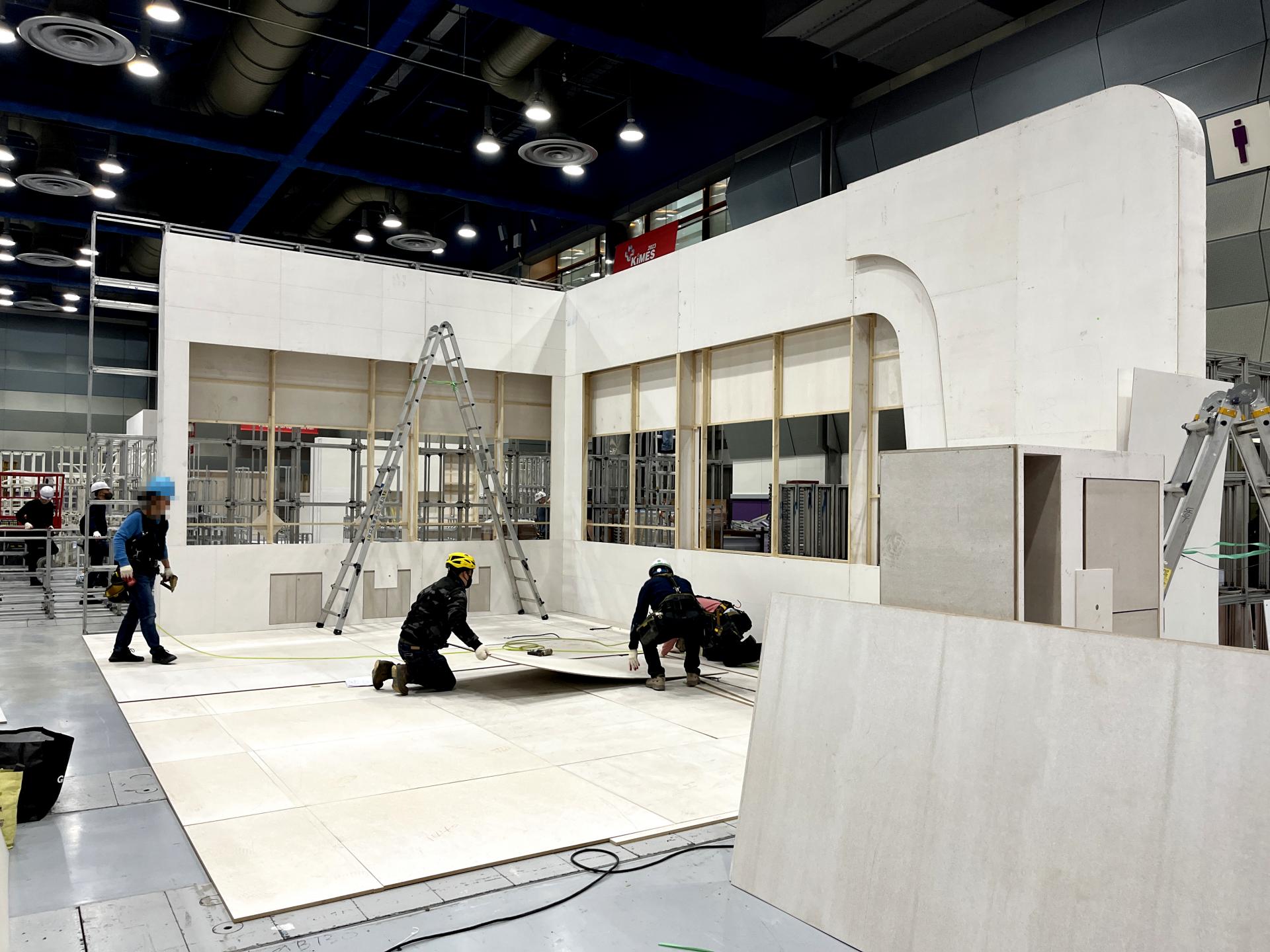 BOMTECH ELECTRONICS CO.,LTD · KIMES 2023 : WOODEN