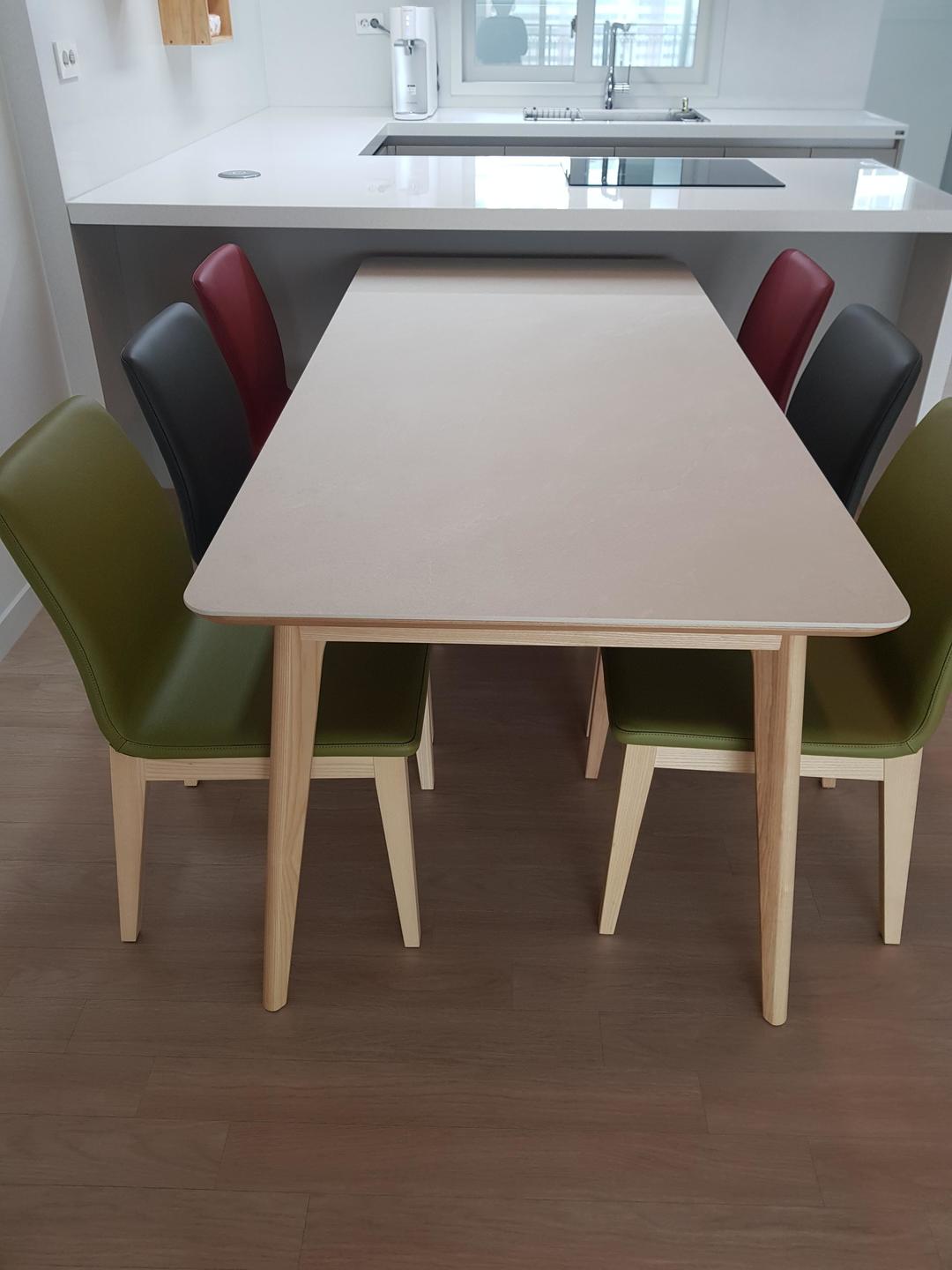 배송 - 테이블(KT) : FROMDINING