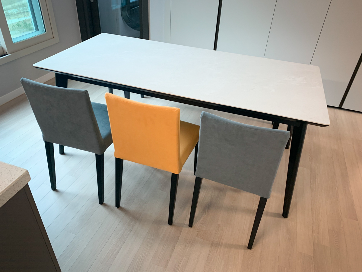 울산 송정동 송정지웰푸르지오 배송 - KT 테이블(알마니블랙) : 고객님 댁에 놓인 프롬다이닝 제품