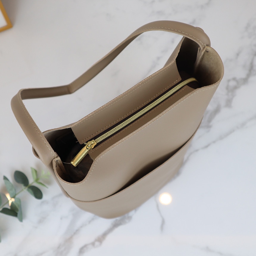 [original] ワンハンドルポケットショルダーバッグ(7color) | ファッション通販サイト NUGU