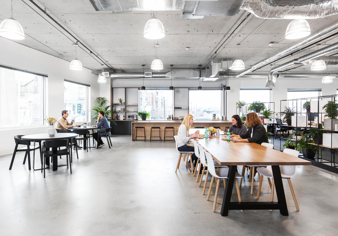 유동성 있는 사무실, 미국 시애틀 오피스 인테리어 : (주)아웃페이스디자인