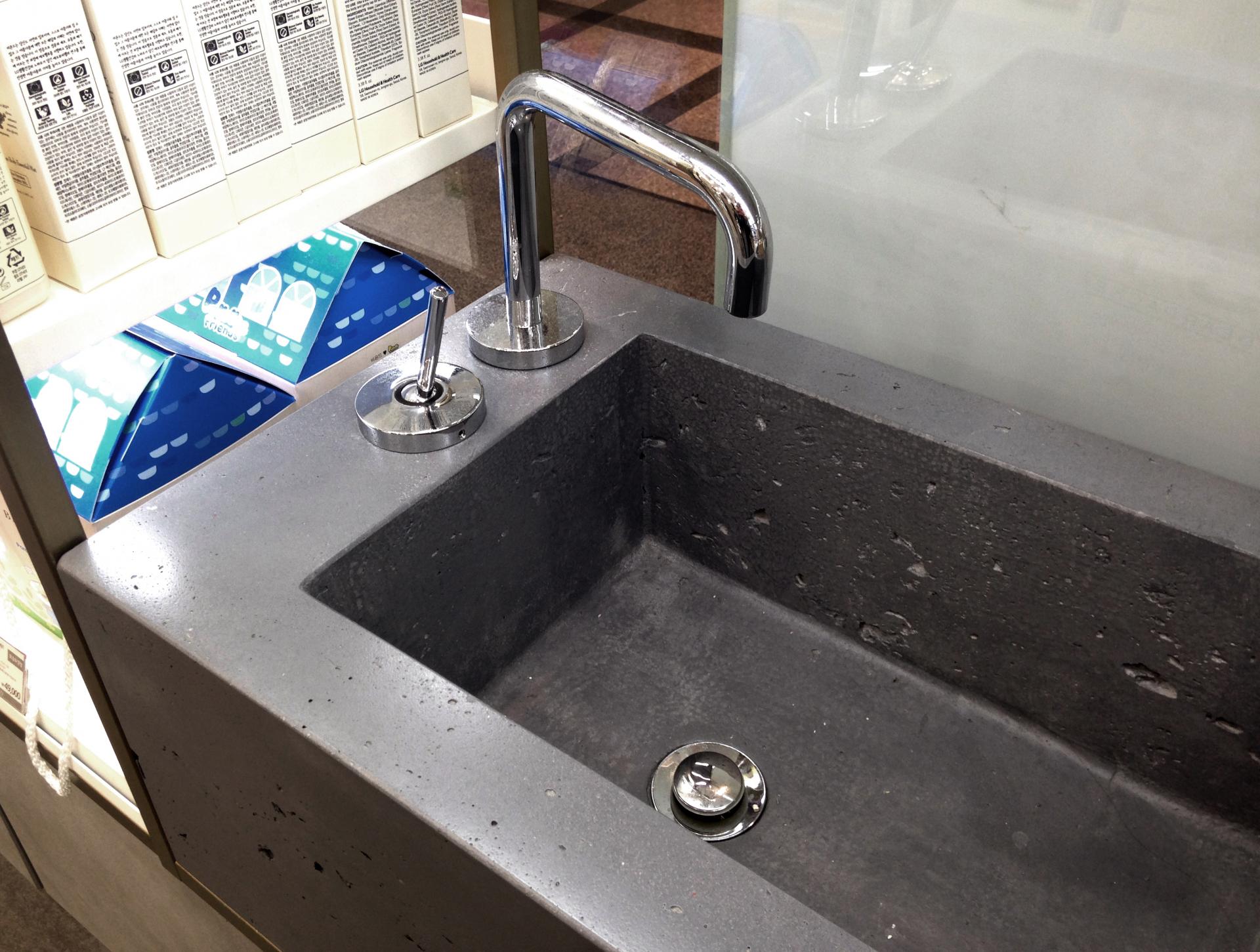 2018 LG 네이처컬렉션 세면대 : UHPC 콘크리트 산업을 선도하는 기업 미콘