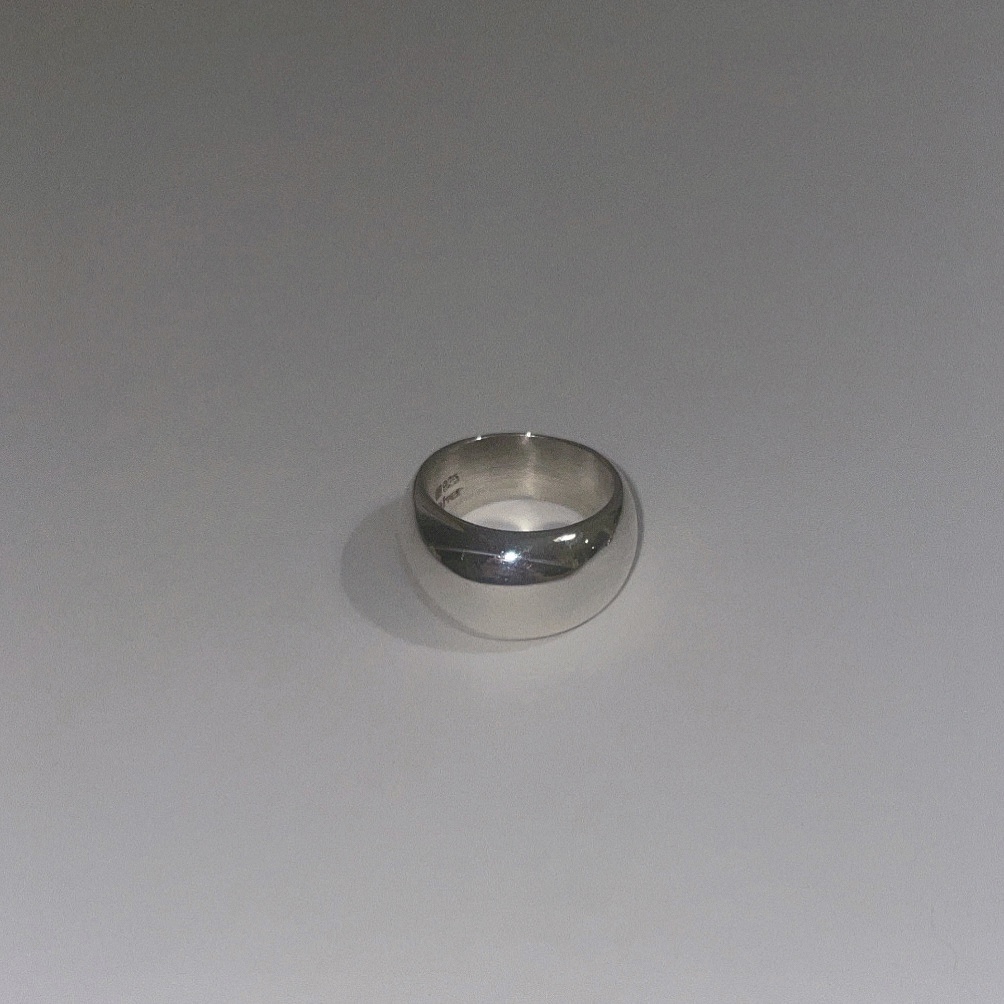 ESSENTIAL RING : THE STUFF