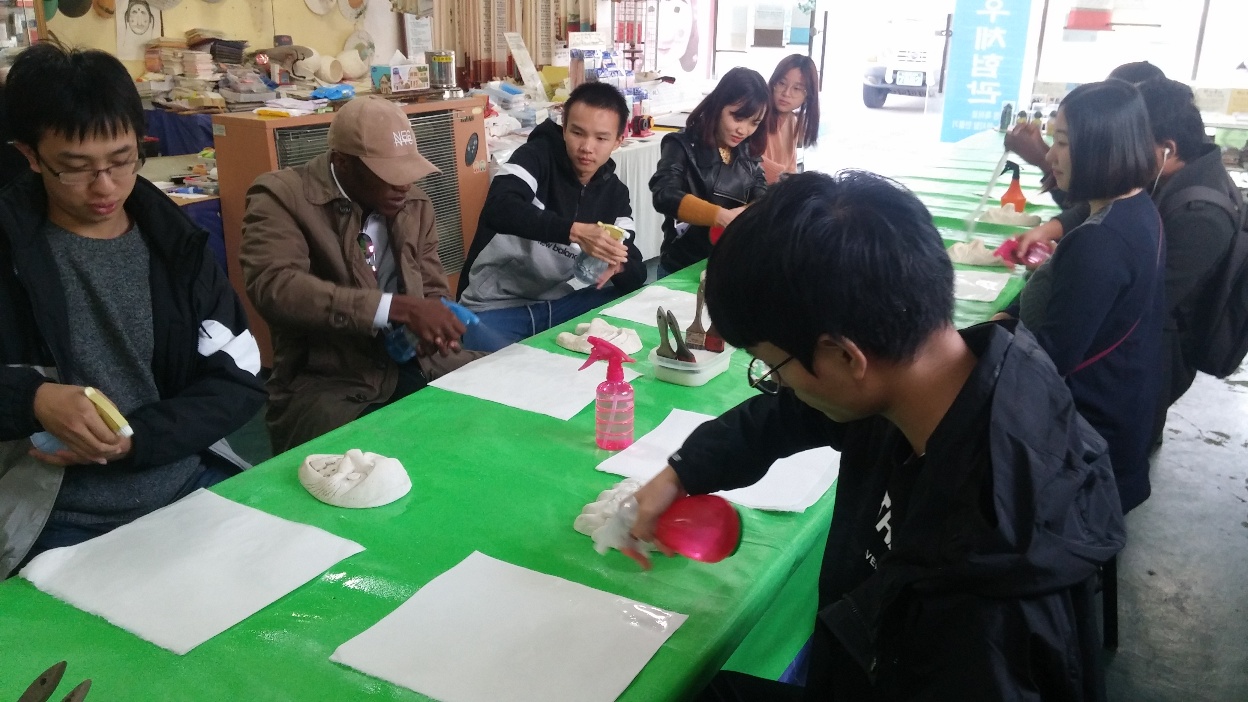 Activity day in korea : Deagu TheBox Korean Study